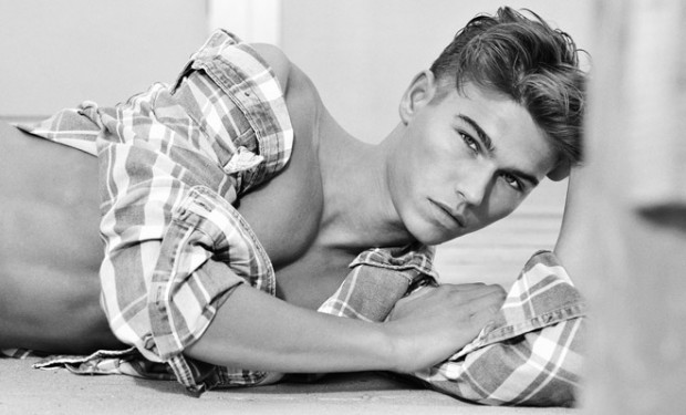 Tanner Novlan at Vision Models by David Brad