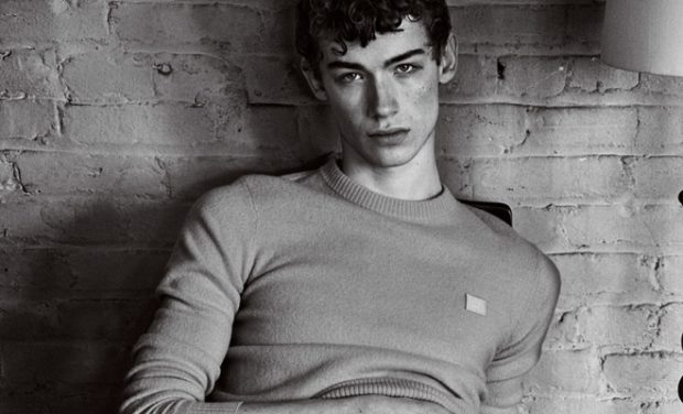 Essential Homme - Male Model Scene