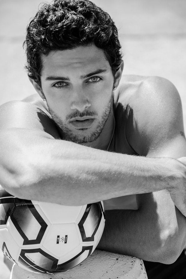 MMSCENE PORTRAITS: Steven Kelly by Pat Supsiri