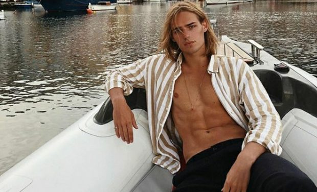 Ton Heukels - Male Model Scene