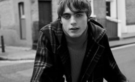 Lin-Manuel Miranda Stars in Vanity Fair Holiday 2018 Cover Story