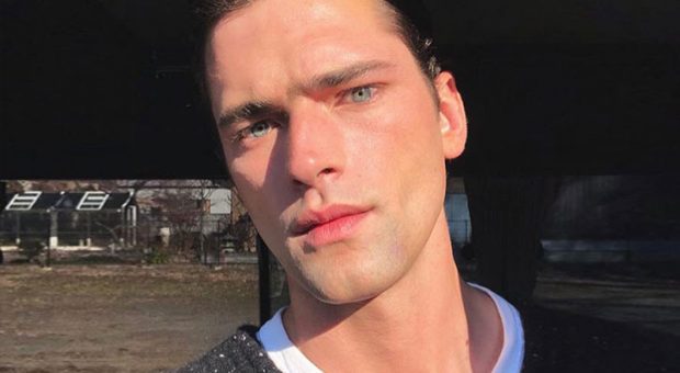 Jon Kortajarena is a Spanish model and actor born on 19th May 1985