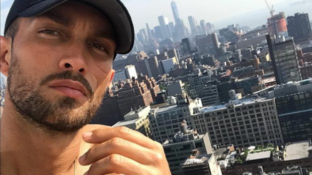 Models - Male Model Scene