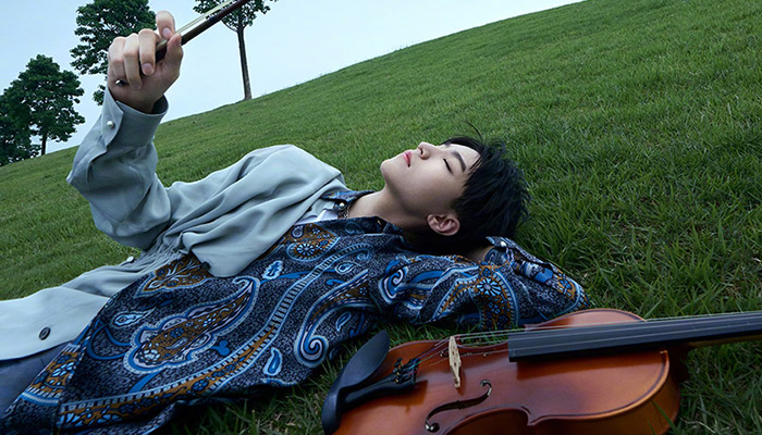 Karry Wang Stars in the Cover Story of Elle China August 2020 Issue