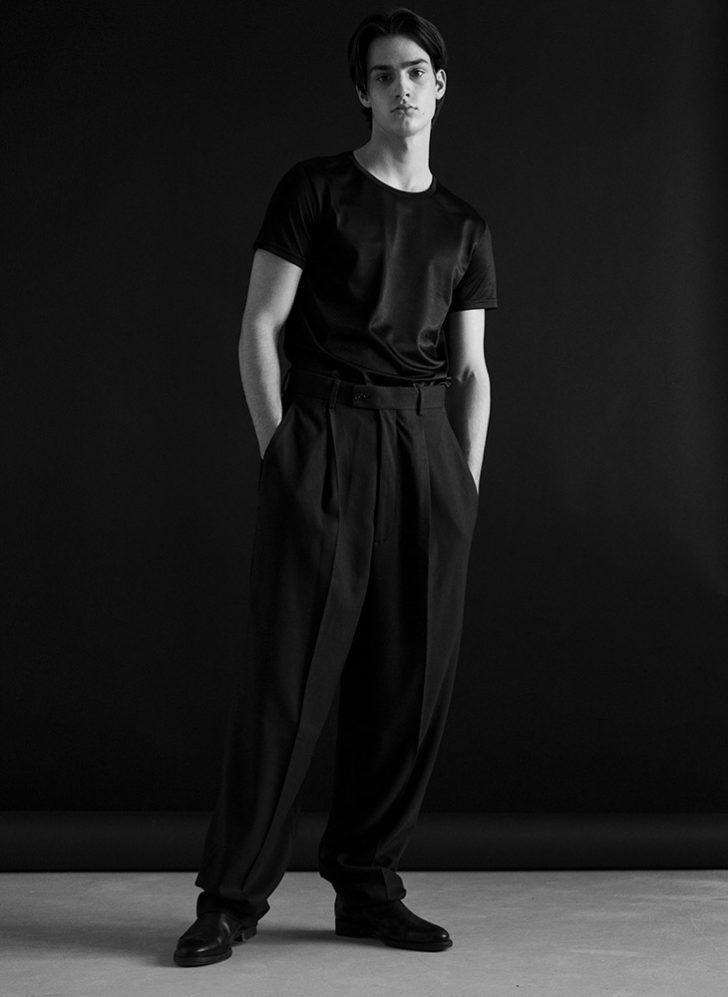 Fake It Till You Make It: Tips for Becoming a Male Model