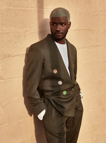 MMSCENE EXCLUSIVE INTERVIEW with ELLIOTT SKINNER