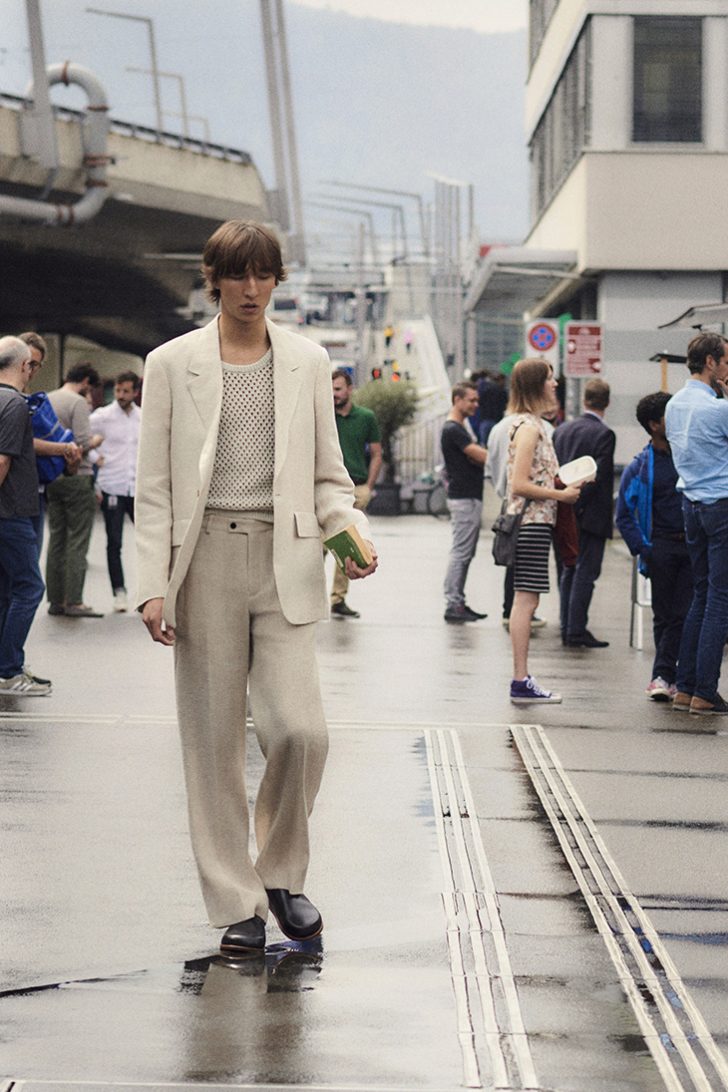 Discover SANDRO Spring Summer 2022 Collection - Male Model Scene