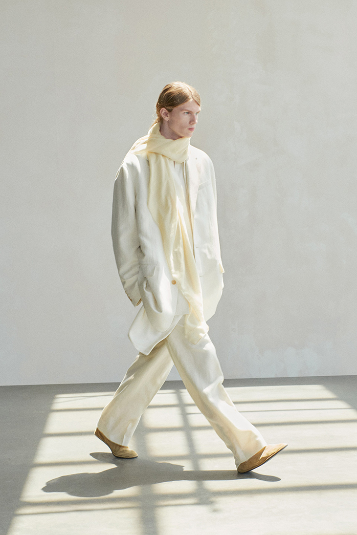 THE ROW Spring Summer 2022 Collection - Male Model Scene