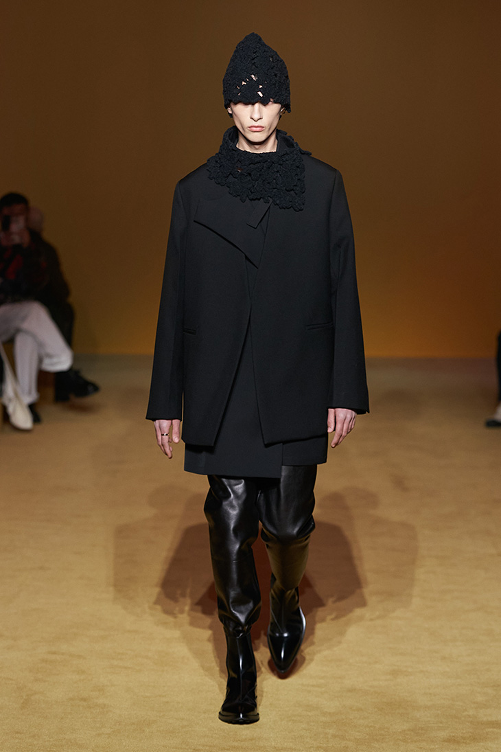 PFW: JIL SANDER Fall Winter 2022.23 Collection - Male Model Scene
