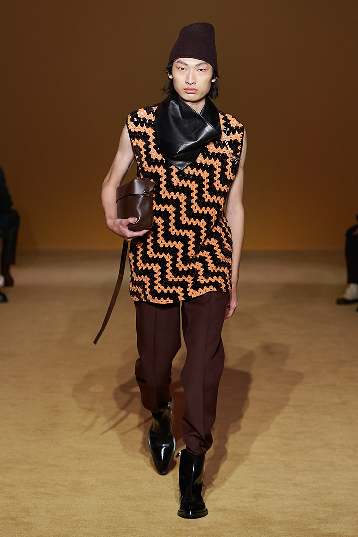 PFW: JIL SANDER Fall Winter 2022.23 Collection - Male Model Scene