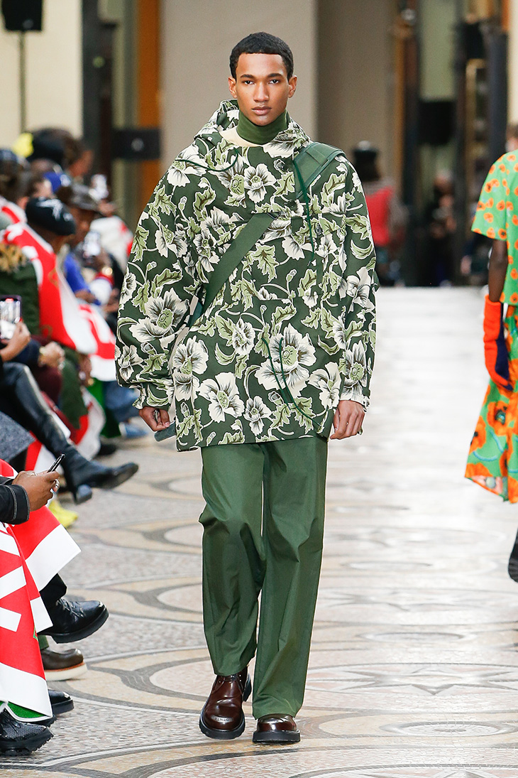 PFW: KENZO Fall Winter 2022.23 Collection - Male Model Scene