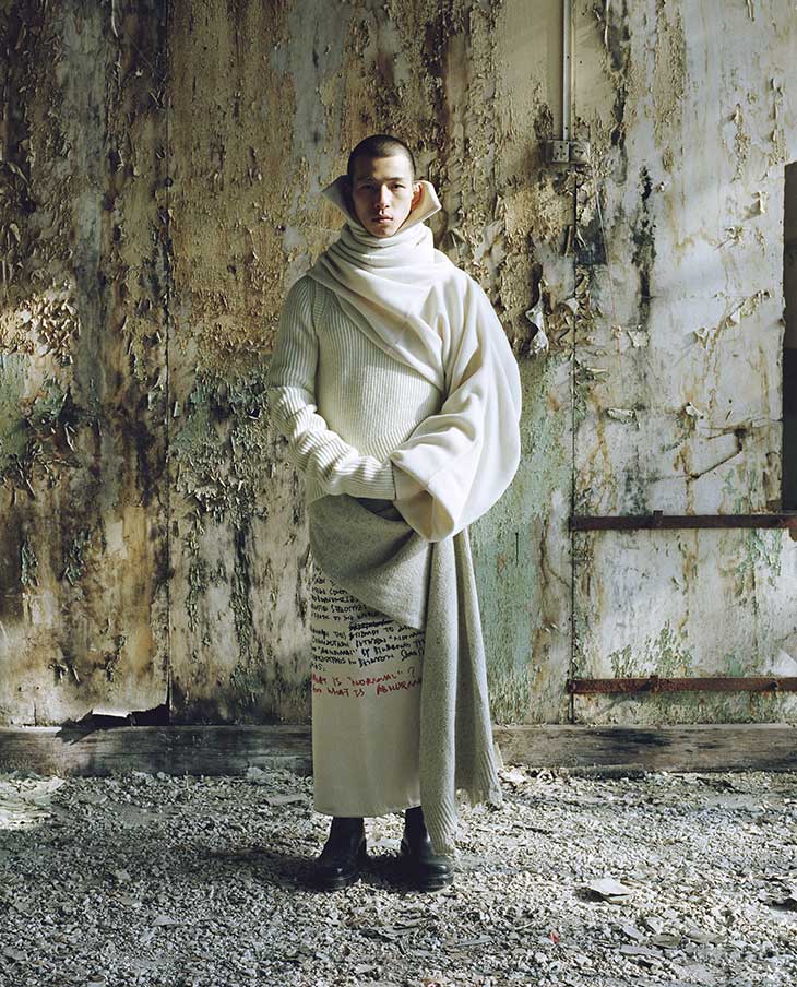 PFW: SEAN SUEN Fall Winter 2022.23 Collection - Male Model Scene