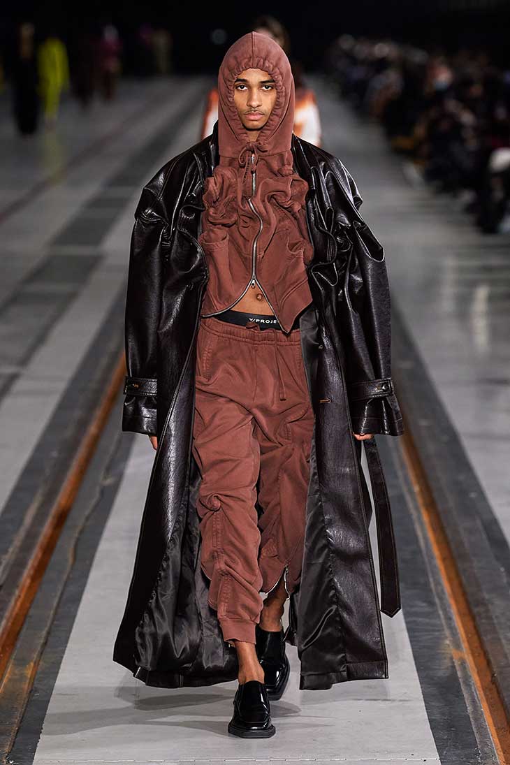 PFW: Y/PROJECT Fall Winter 2022.23 Collection - Male Model Scene