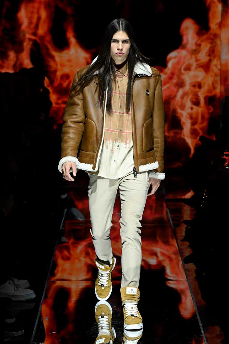 MFW: PHILIPP PLEIN Fall Winter 2022.23 Collection - Male Model Scene