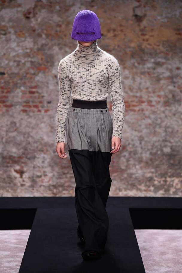 LFW: RAF SIMONS Fall Winter 2022.23 Collection - Male Model Scene