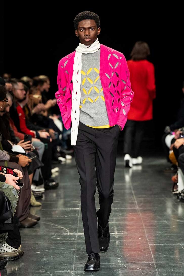 LFW: STEFAN COOKE Fall Winter 2022.23 Collection - Male Model Scene