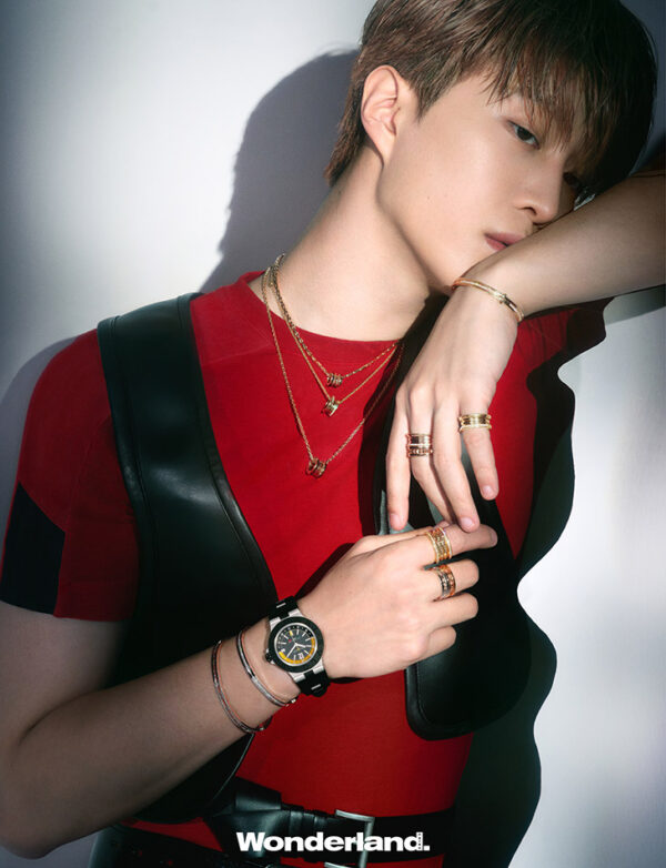 Fan Chengcheng Stars in Wonderland China August 2022 Issue