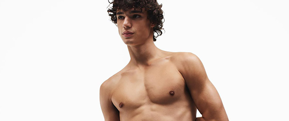 Tim Urban Shirtless 2022