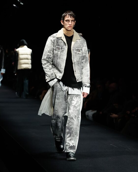 MFW: MM6 MAISON MARGIELA Fall Winter 2023.24 Collection - Male Model Scene