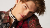 Exclusive - Male Model Scene