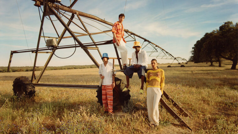 Discover ZARA SUMMER GETAWAY Capsule Collection