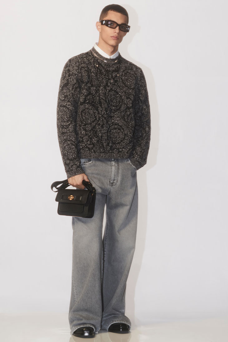 Discover Versace Pre-Fall 2024 Men's Collection