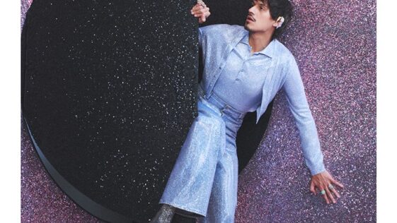 LOEWE SS24 starring Jamie Dornan and Omar Apollo