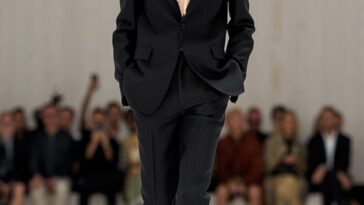 LOEWE Spring/Summer 2025