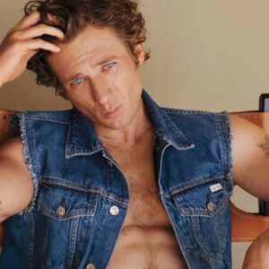 Neckerchief History: From Scouting Uniform to Fashion Accessory